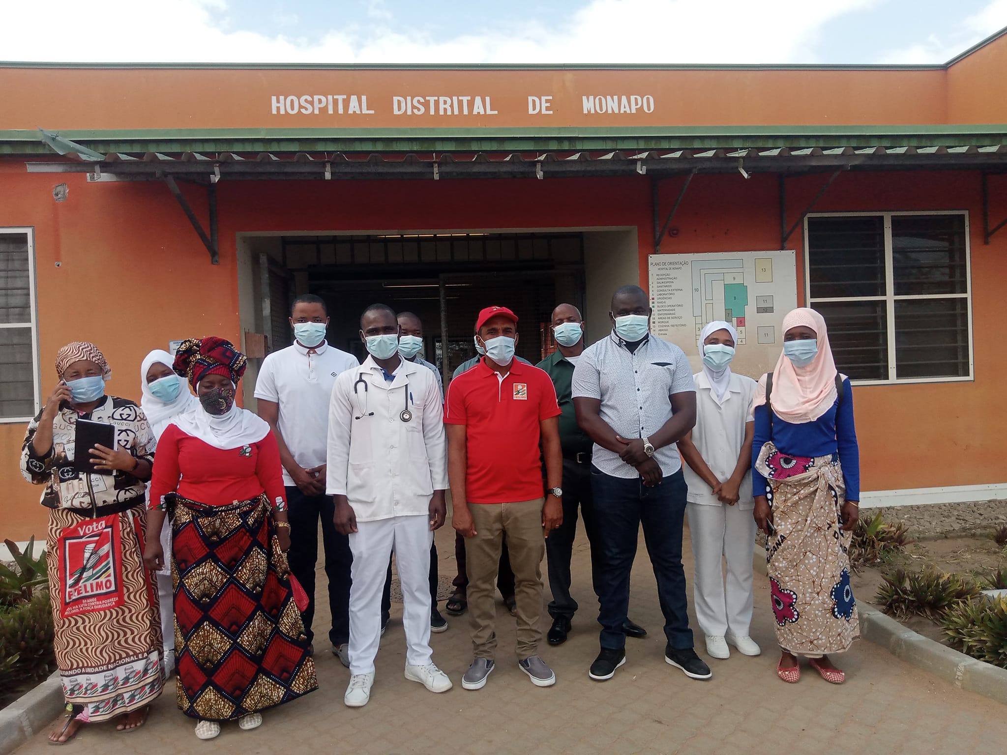 PRESIDENTE DO CONSELHO MUNICIPAL DA VILA DE MONAPO VISITA O HOSPITAL ...